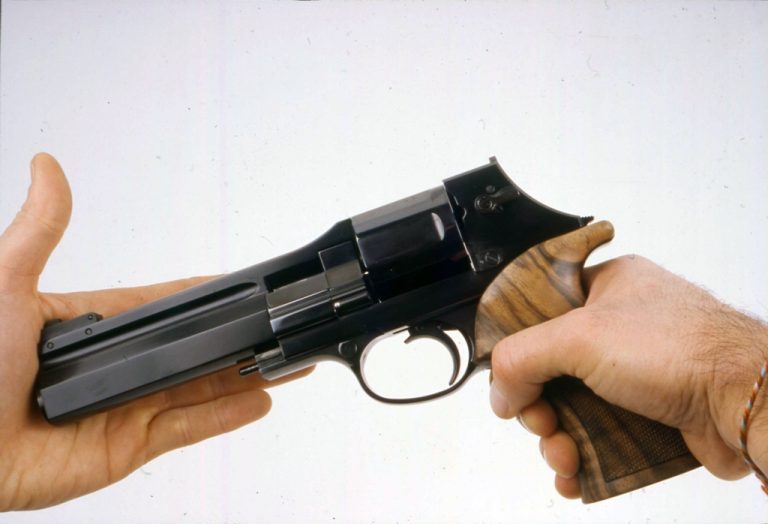 Mateba Autorevolver 6: l'evoluzione della specie - Armi e Tiro