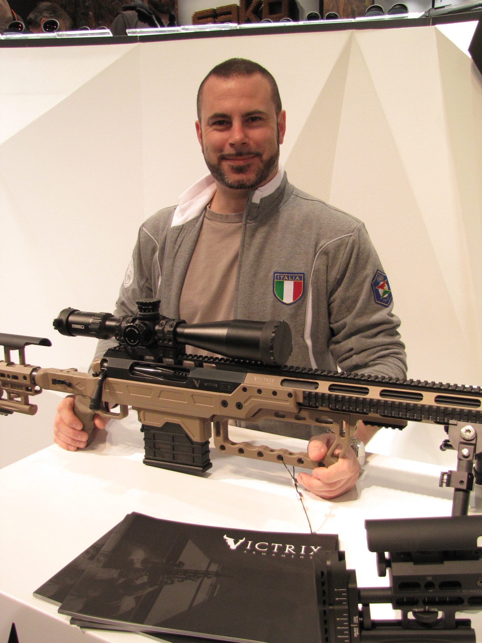 Victrix armaments a Hit show 2017 - Video - Armi e Tiro