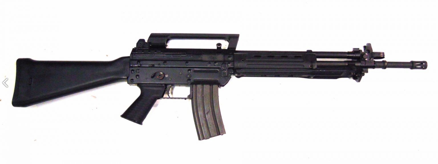 I Beretta Ar 70/90 demilitarizzati - Armi e Tiro