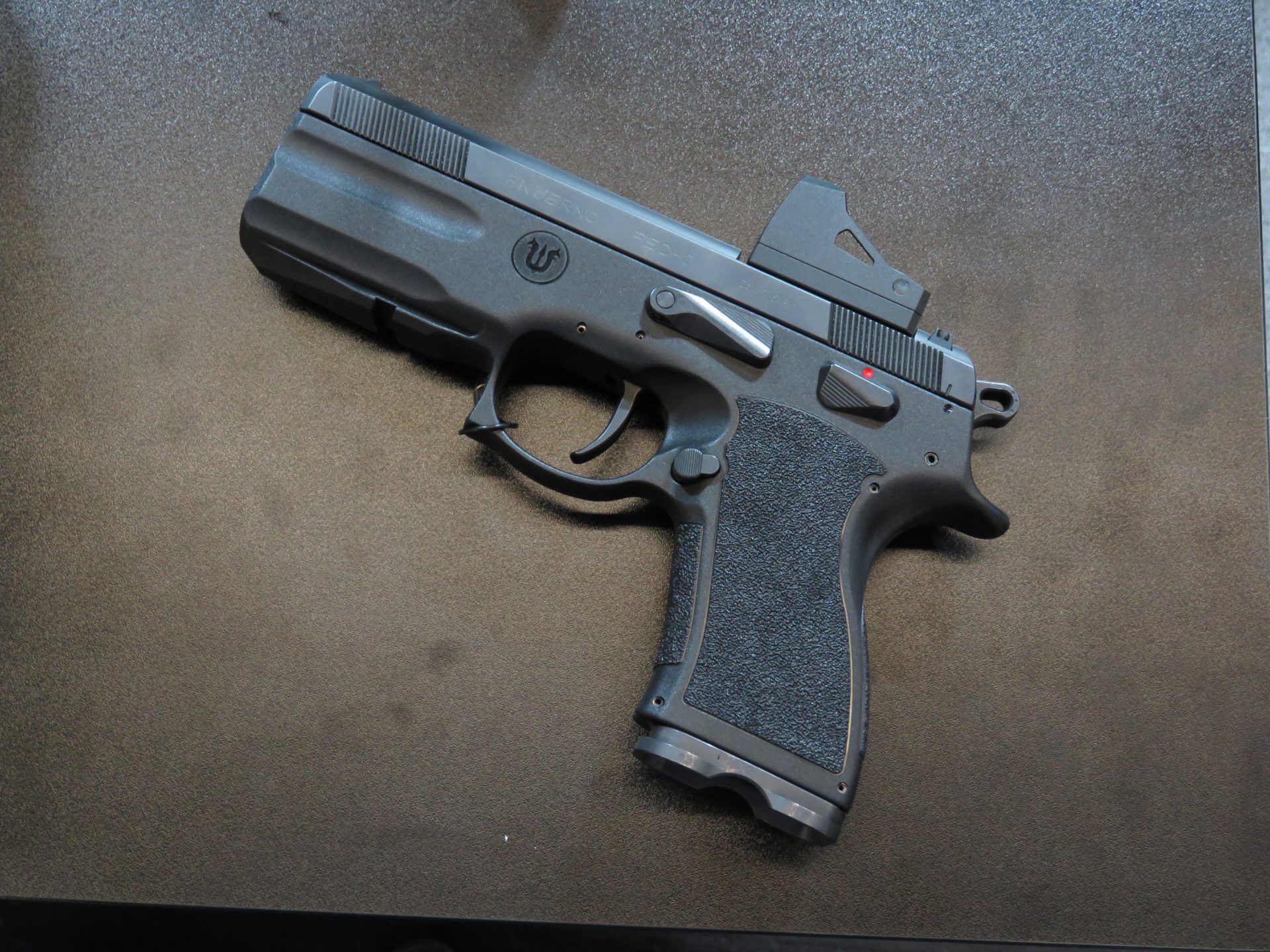 Psd-C, la versione compatta (e optics ready) della 7,5 mm Fk Brno ...