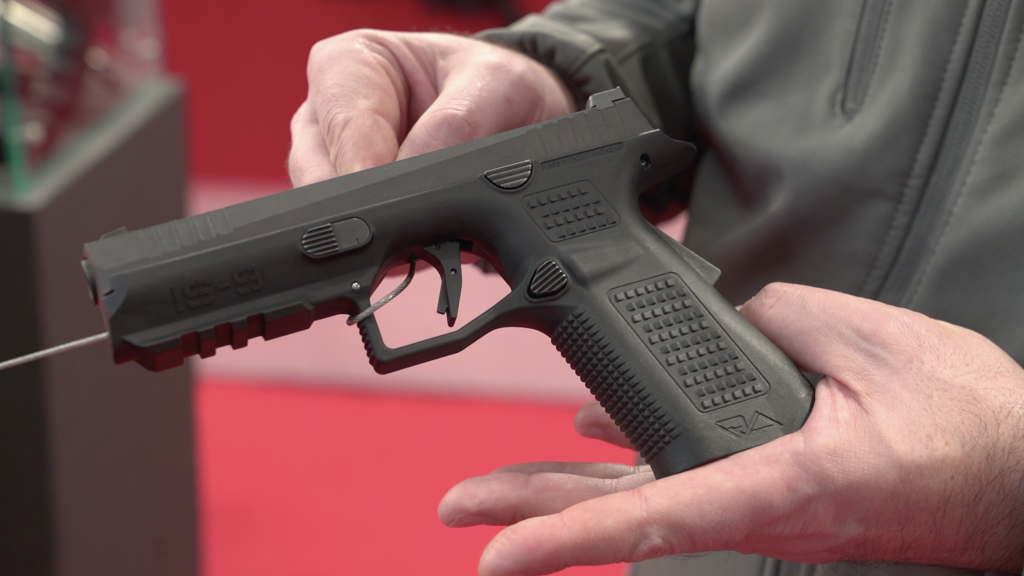 Revo arms Is9, la nuova polimerica 9x19 - Armi e Tiro