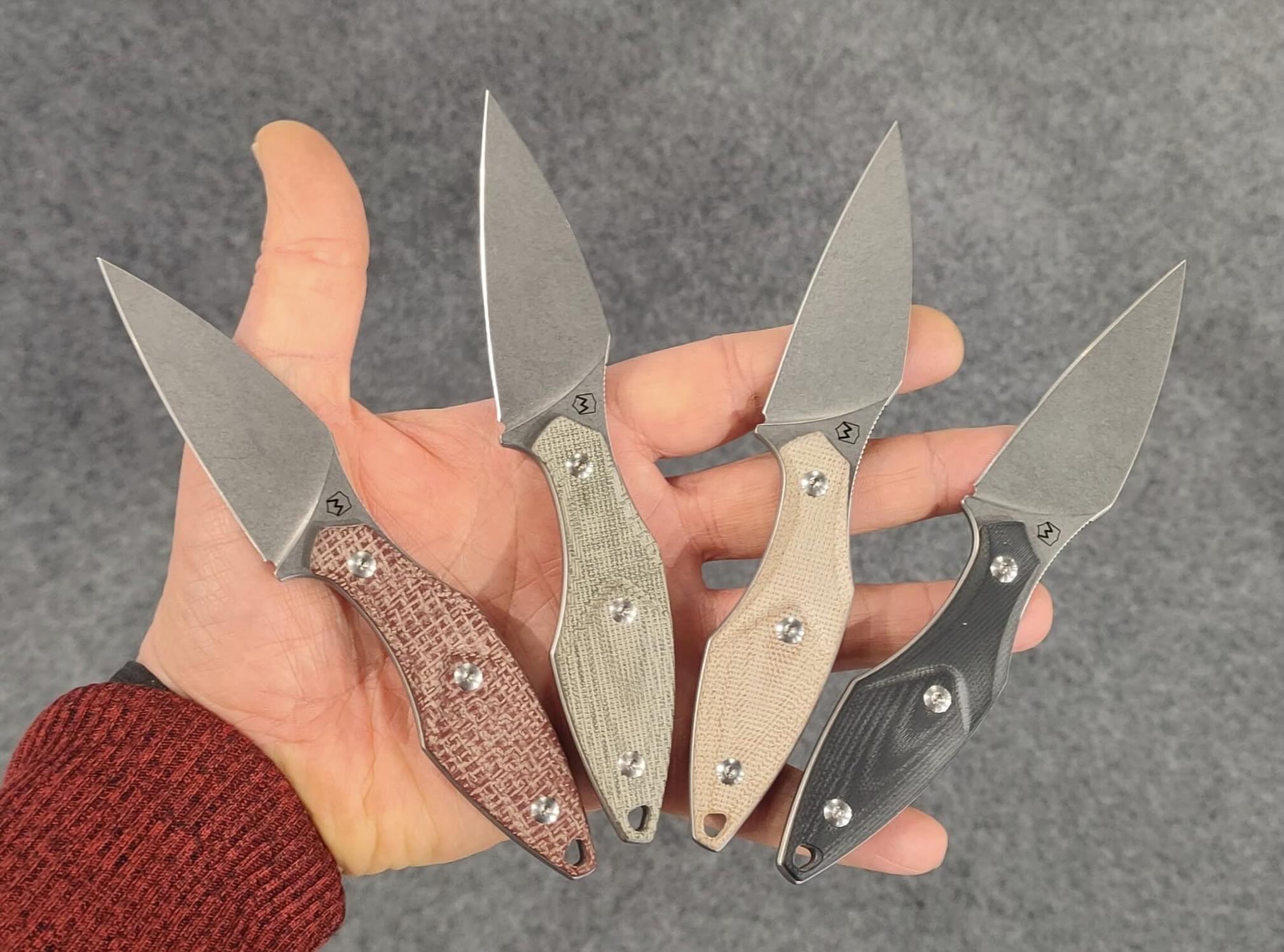 Coltelli, in edicola il nuovo numero - Armi e Tiro